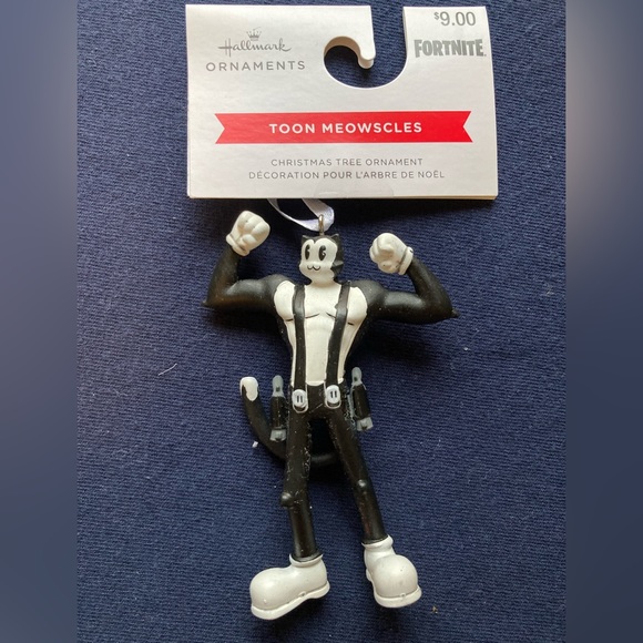 Hallmark | Holiday | Nwt Fortnite Toon Meowscles Christmas Ornament ...